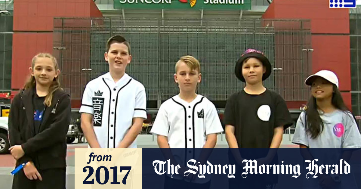 Video: Bieber's Brisbane backup dancers